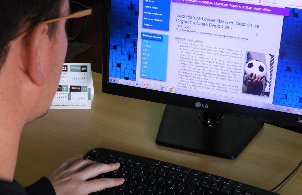 Más de 300 estudiantes comenzaron las carreras del IPAU – Noticias – UNSL