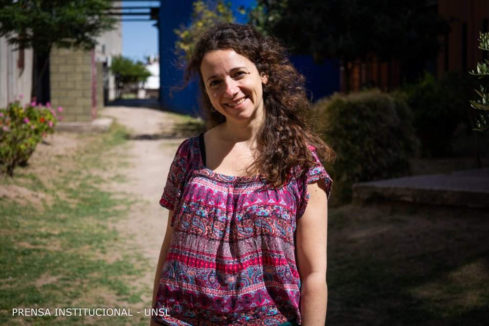«El trabajo científico y la educación pública son pilares ...